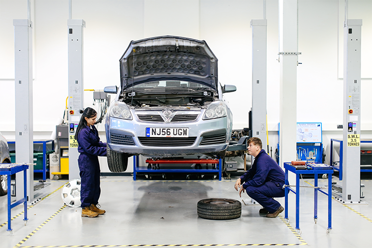 Level 3 Diploma in Light Vehicle Maintenance and Repair Principles ...
